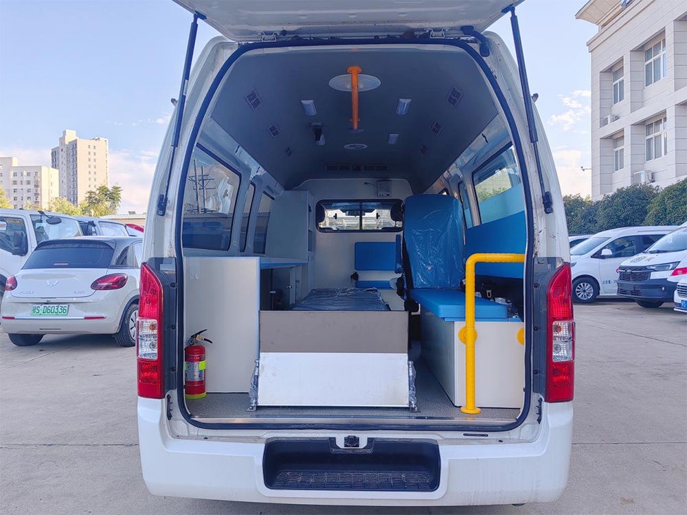 Gasoline ambulance, right hand ambulance, manual auto transmission ...